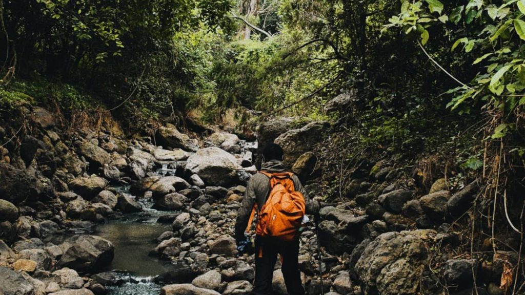 Surviving the Sojourn to the Kijabe Waterfalls – Lets Drift